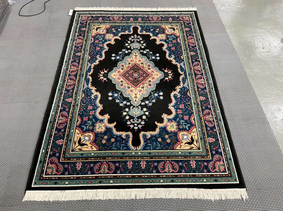 Haddon Rugs